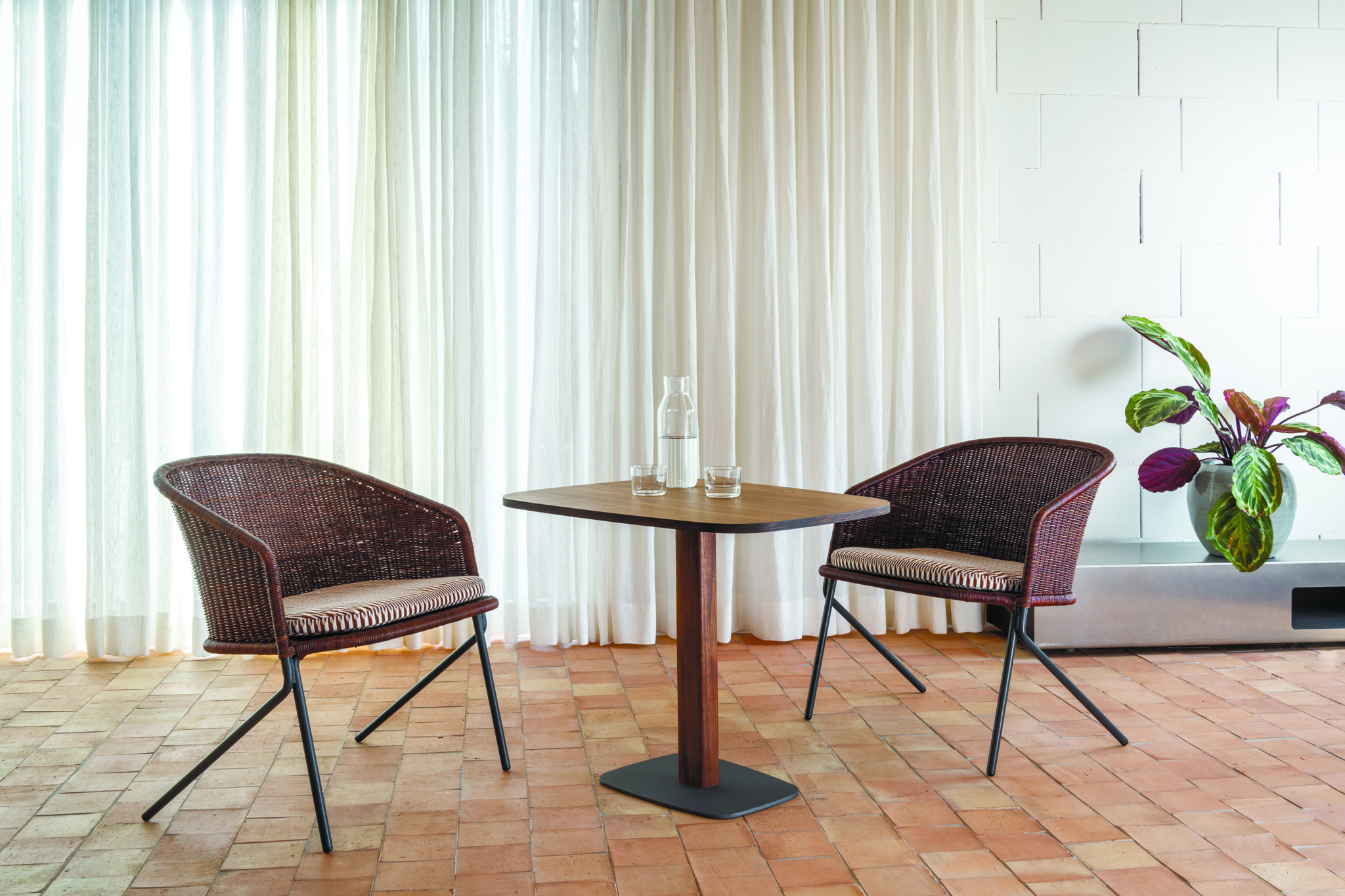 Kakī lounge chair indoor - marta;